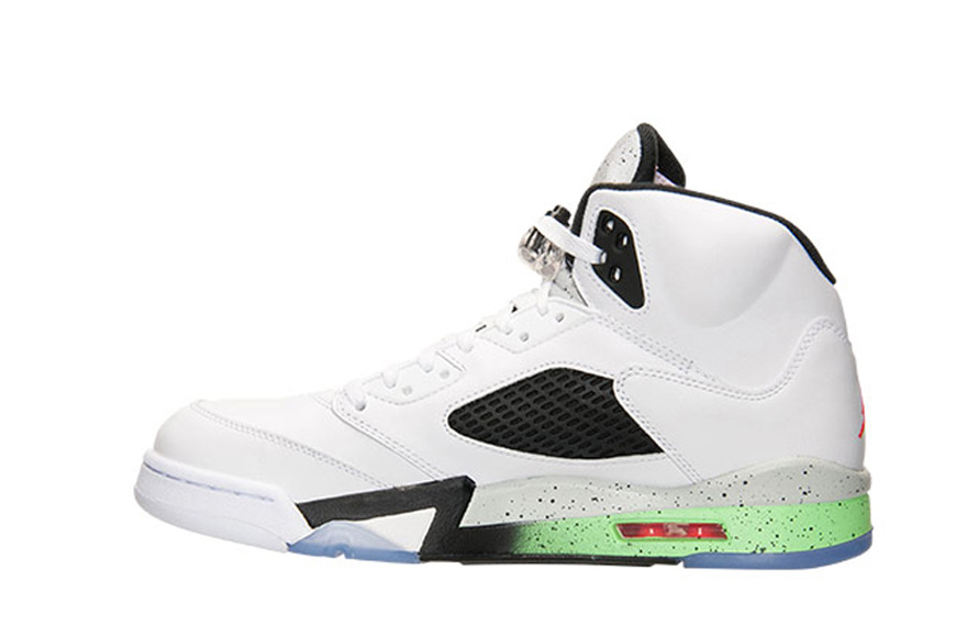 Selling Fake Air Jordan 5 Retro "Space Jam" (With Video) | JordanKicks.org